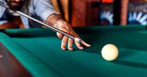 6 Expert Tips To Set Up Your Perfect Pool Stance - Pearson Cues