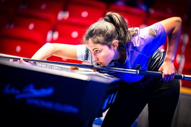 WPBA Top 10 Female Pool Players - Pearson Cues